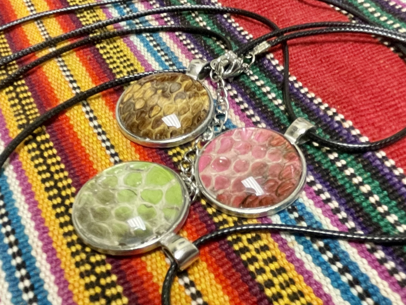 Rattlesnake Pattern Pendant - Save The Snakes